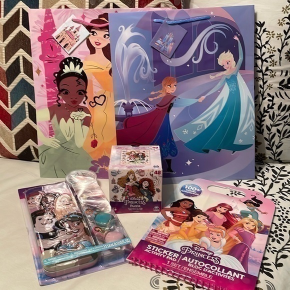 Disney | Other | Disney Princess 5piece Bundle Set | Poshmark